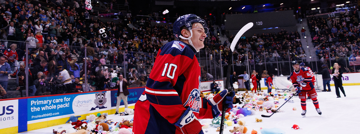 Wolf Pack score two shorties in 5-1 win over Providence | Pro Hockey News